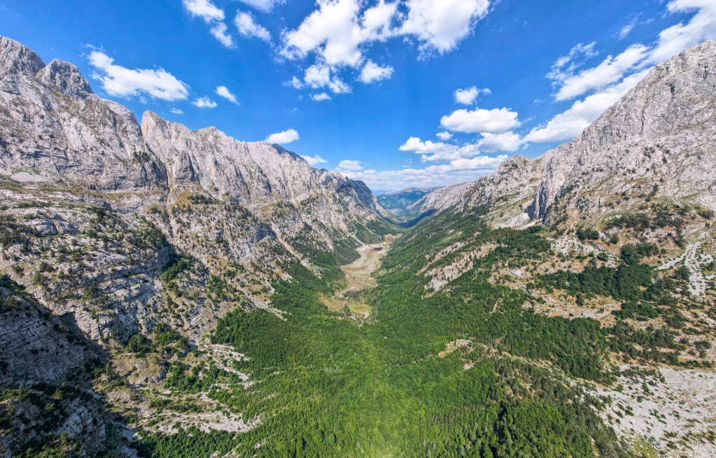 VUSANJE TO THETH HIKING GUIDE - DIARY OF A BALKAN KID